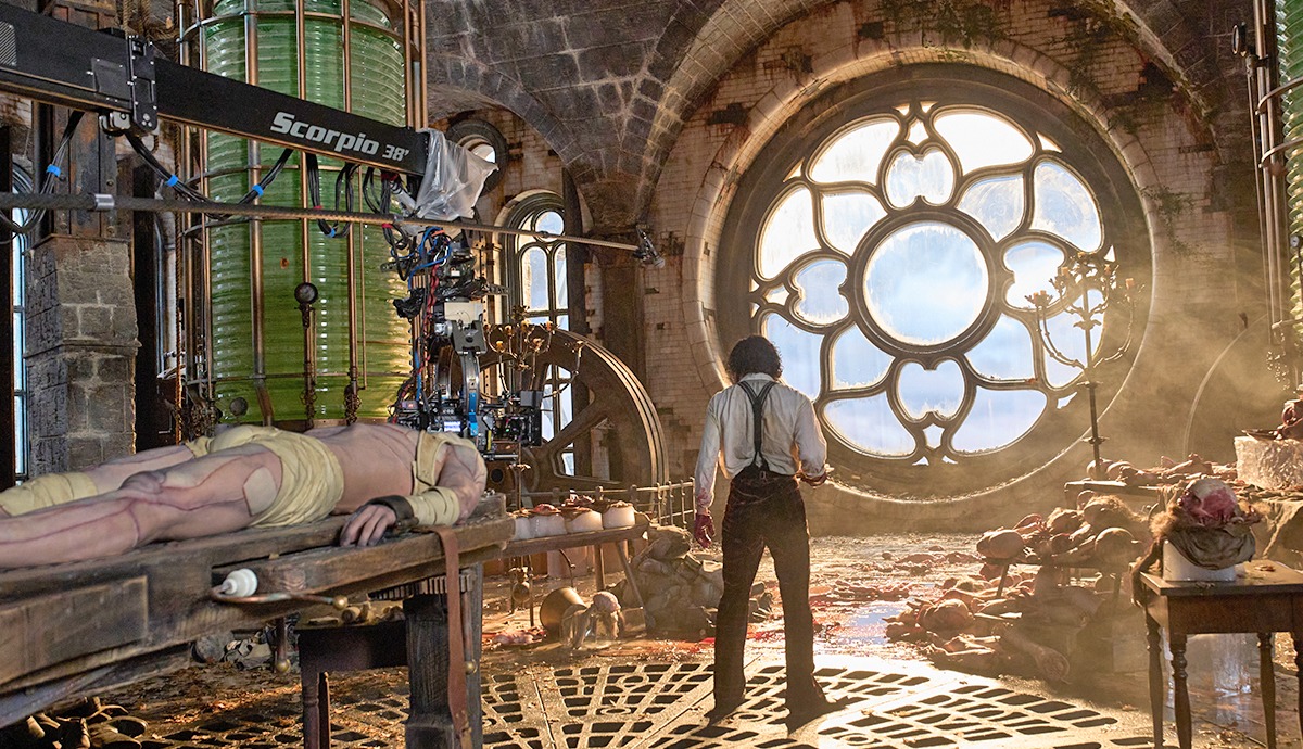 Guillermo del Toro’s Frankenstein Review: A Masterpiece Born of Madness and Humanity - Nerdtropolis